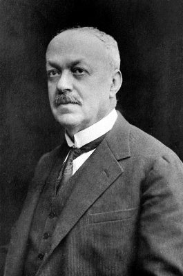 Ultima Sigaretta di Zeno: il vuoto nell'esistenza dell'uomo - Il Superuovo